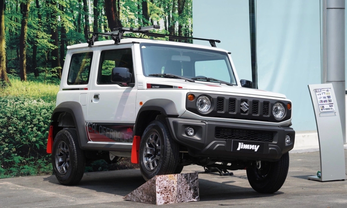 Suzuki Jimny giảm giá kỷ lục 180 triệu đồng - Congnghe.vn